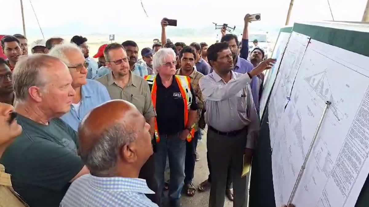 పోలవరంలో అంతర్జాతీయ నిపుణుల బృందం పర్యటన - International Experts on ...