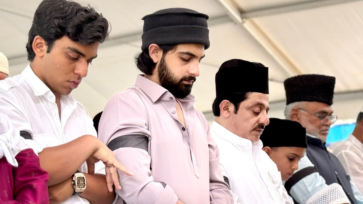 Karnataka Ministers Wear Black Bands During Ramadan Prayers To Protest ...