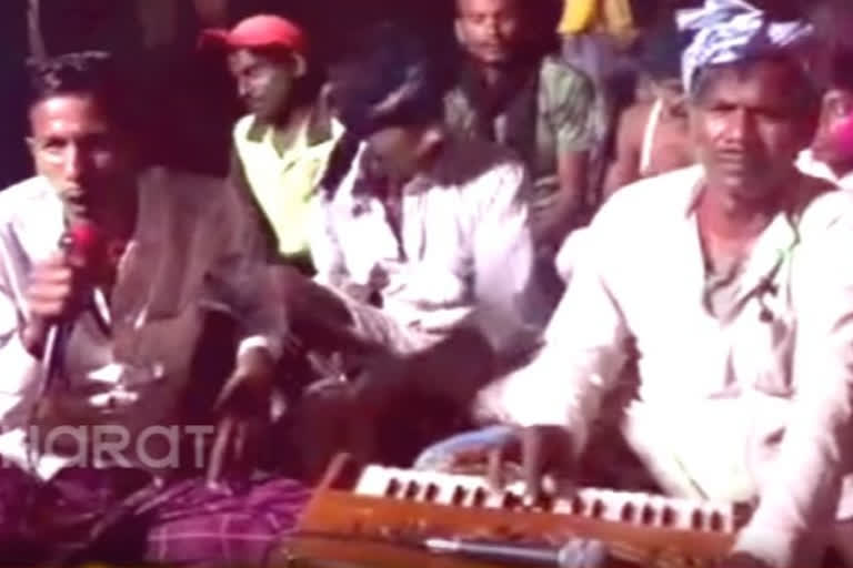 In Bihar, 'Chaita' songs enliven Holi celebrations