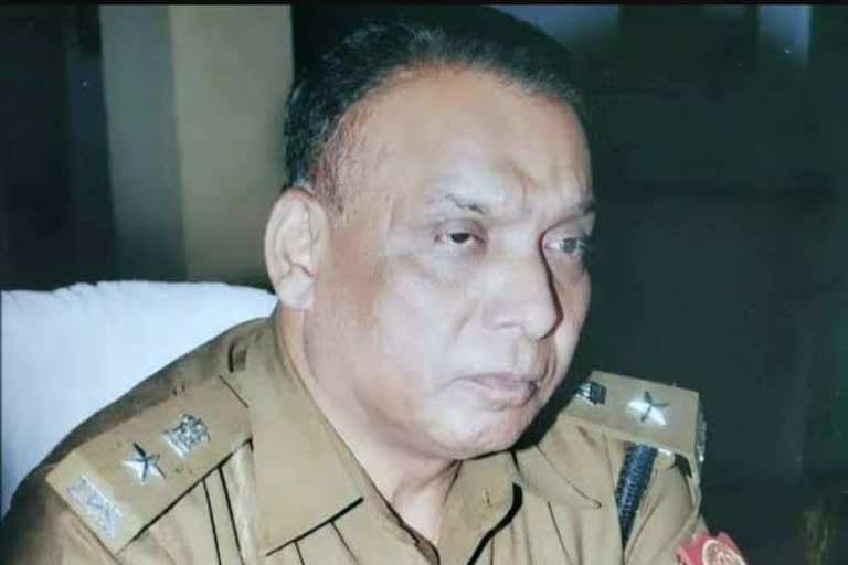 Case registered against retired IPS officer Arvind Sen, 19 others under Gangster Act in UP