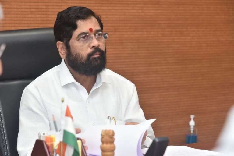 CM Eknath Shinde : ठाण्याला 1 ऑगस्टपासून 50 एमएलडी पाणी द्या ...