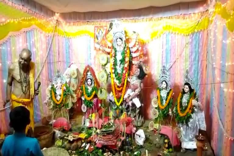 Durga Puja in Manendragarh: मनेंद्रगढ़ में दुर्गा पूजा का अमृत महोत्सव