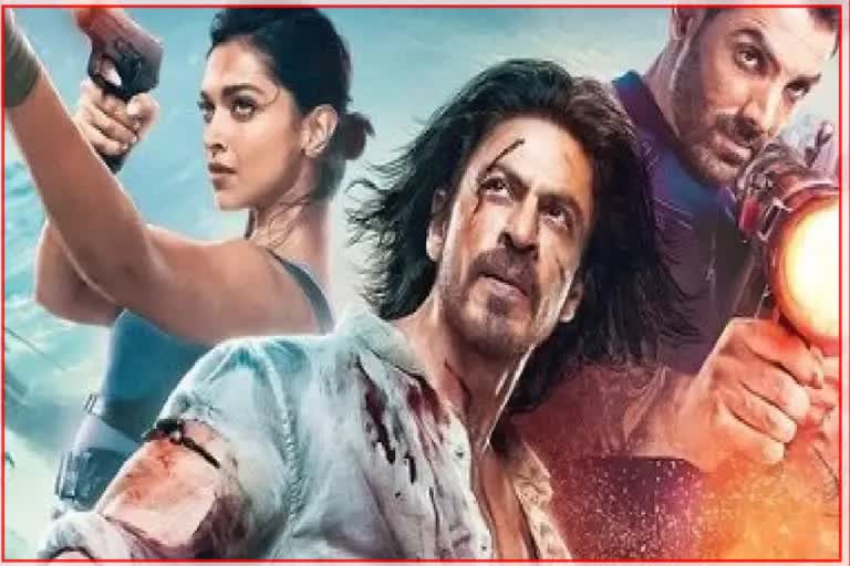 Posters of Pathan : पठाण विरोधात बजरंग दल आक्रमक; मॉलमध्ये चित्रपटाचे ...