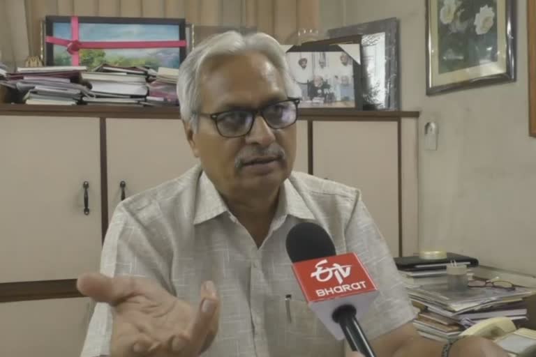 'ਗੁਰਦਾਸ ਮਾਨ ਨੇ ਖੇਤਰੀ ਭਾਸ਼ਾਵਾਂ ਦੀ ਤੌਹੀਨ ਕੀਤੀ'