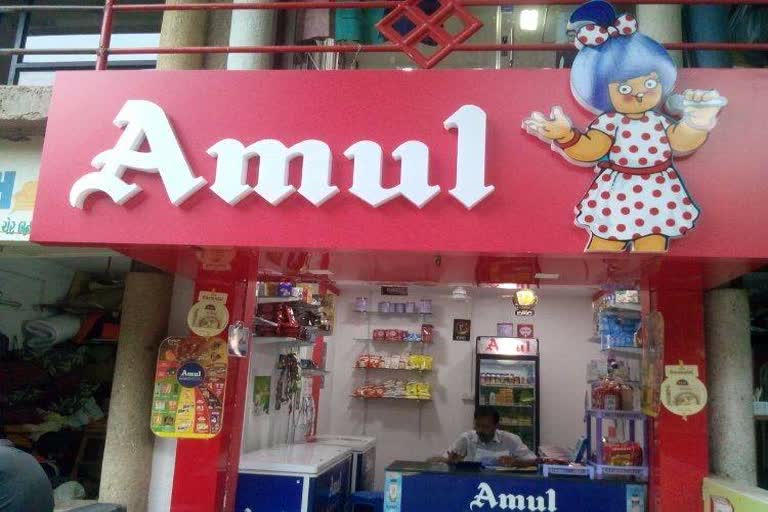 Amul maker against allowing free skimmed milk powder import