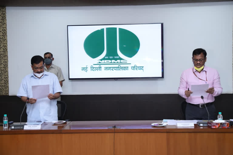 सीएम अरविंद केजरीवाल बने NDMC के सदस्य, ग्रहण की शपथ